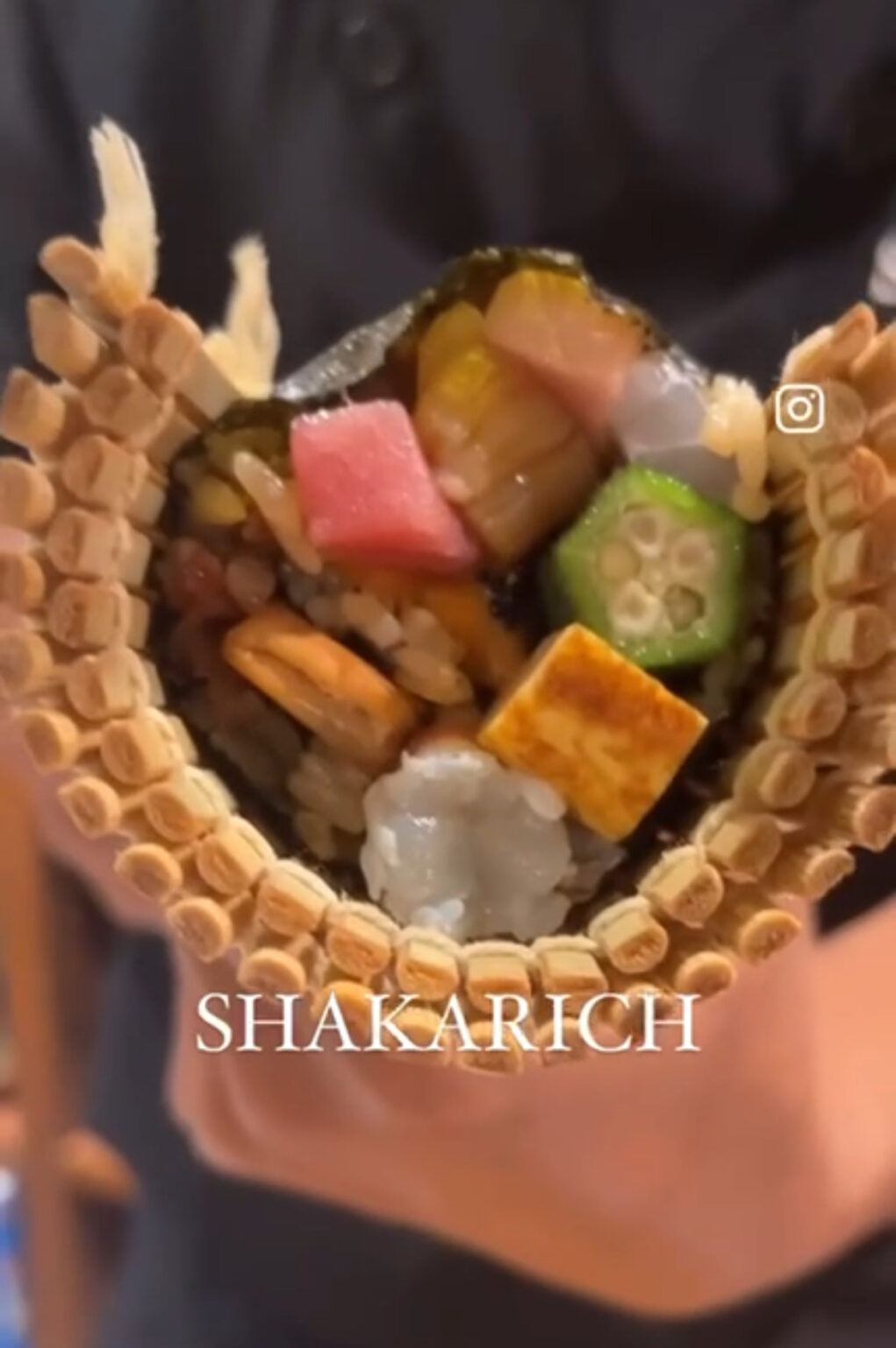 Collaboration menu with Instagrammer ＠SHAKARICH - Shakariki432"